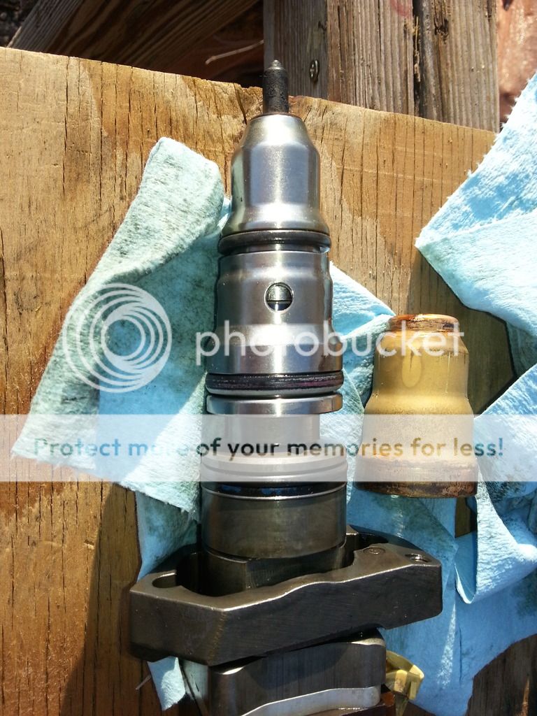 Injector cup bore cleaning, removal/install with pics . - Ford Truck ...